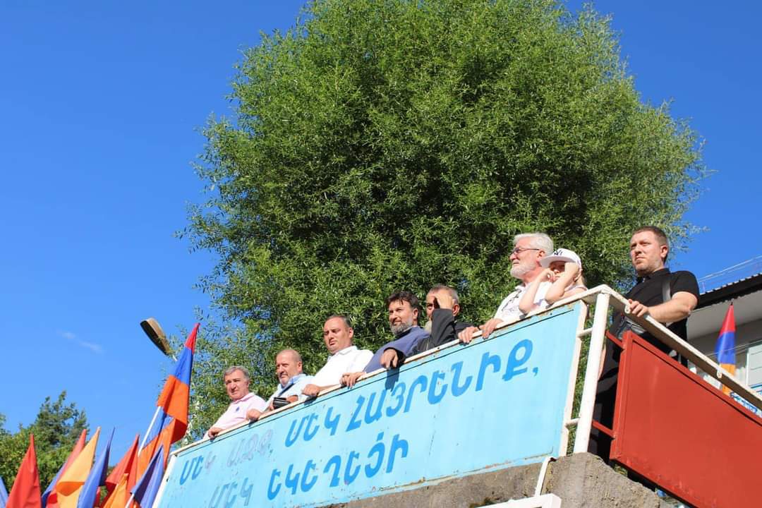 Iravunk.com | Վայելեցին Հայրենիքի և Հայ Առաքելական եկեղեցու մշտարթուն զինվոր և հավատքի պահապան ...