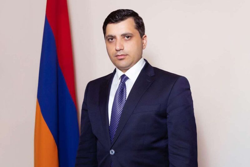 Iravunk.com | Հակակոռուպցիոն կոմիտեի նախագահի հրամանով Սարո Վարդանյանն ազատվել է պաշտոնից