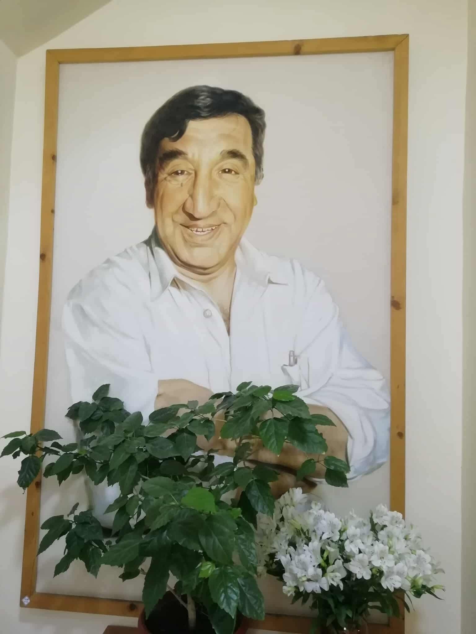 Iravunk.com | ԳՅՈՒՄՐԻՈՒՄ ՆՇՎԵՑ ԹԱՏՐՈՆԻ ԵՎ ԿԻՆՈՅԻ ԼԵԳԵՆԴԱՐ ԴԵՐԱՍԱՆ, ԿԱՏԱԿԵՐԳՈՒ ՄՀԵՐ ՄԿՐՏՉՅԱՆԻ ...