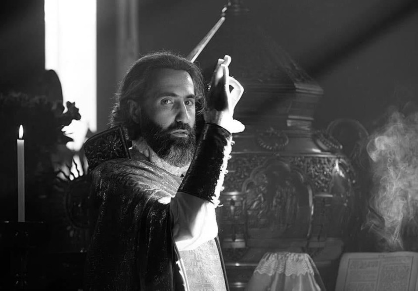 Iravunk.com | Եթե ոմանց համար այդ անեծքը զավեշտ է կամ միջնադարյան մի բան, Եկեղեցու համար այն ...