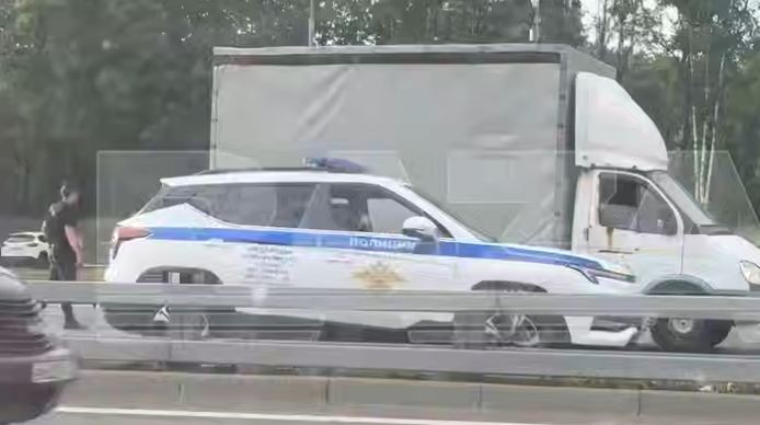 Iravunk.com | Մոսկվայի կենտրոնական գոտում անօդաչուներով զանգվածային հարձակման ահազանգ կա (Տեսանյութ)