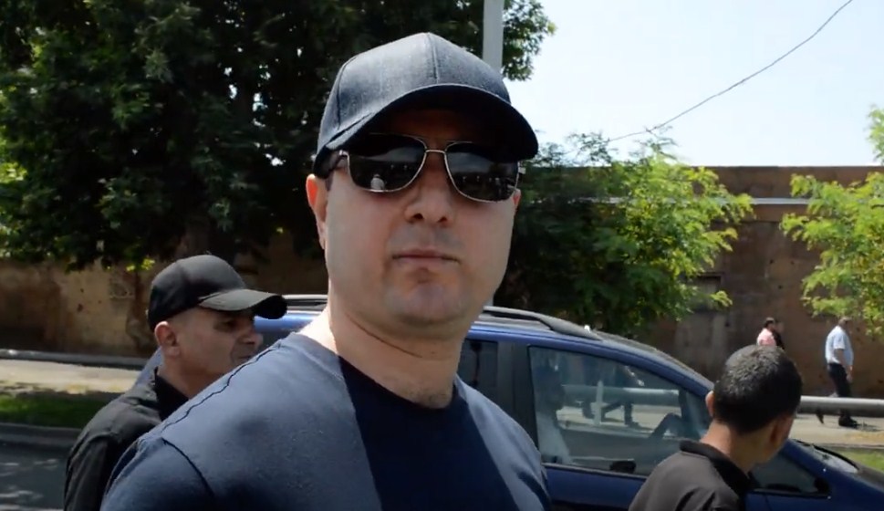 Iravunk.com | Մեր ժողովուրդը կանգնած է եկեղեցու թիկունքին, մշտապես սատարելու է. Տիգրան Աբրահամյան