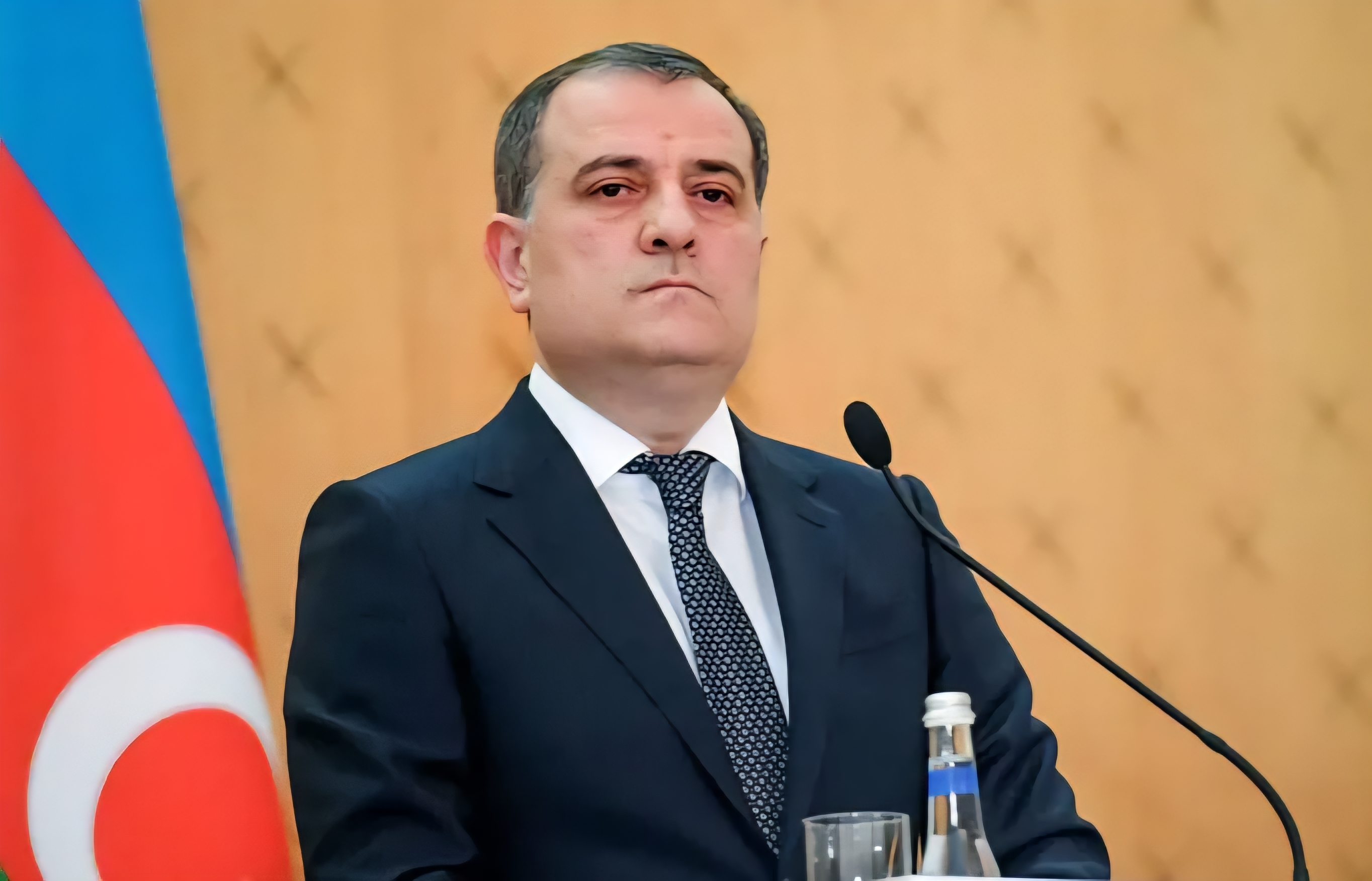 Iravunk.com | Բայրամովը մեկնել է Վրաստան