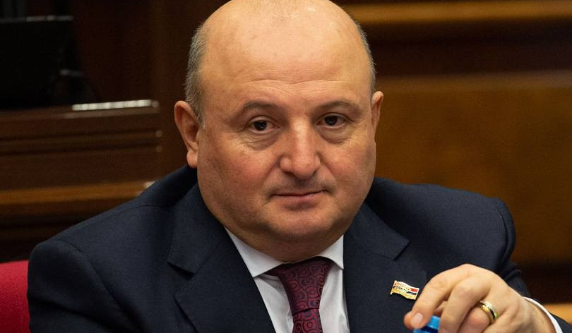 Iravunk.com | Շնորհակալ ենք. Վարդան Ղուկասյանը հարազատի նման կանգնեց 20-րդ դարի գաղթի ճանապարհով ...