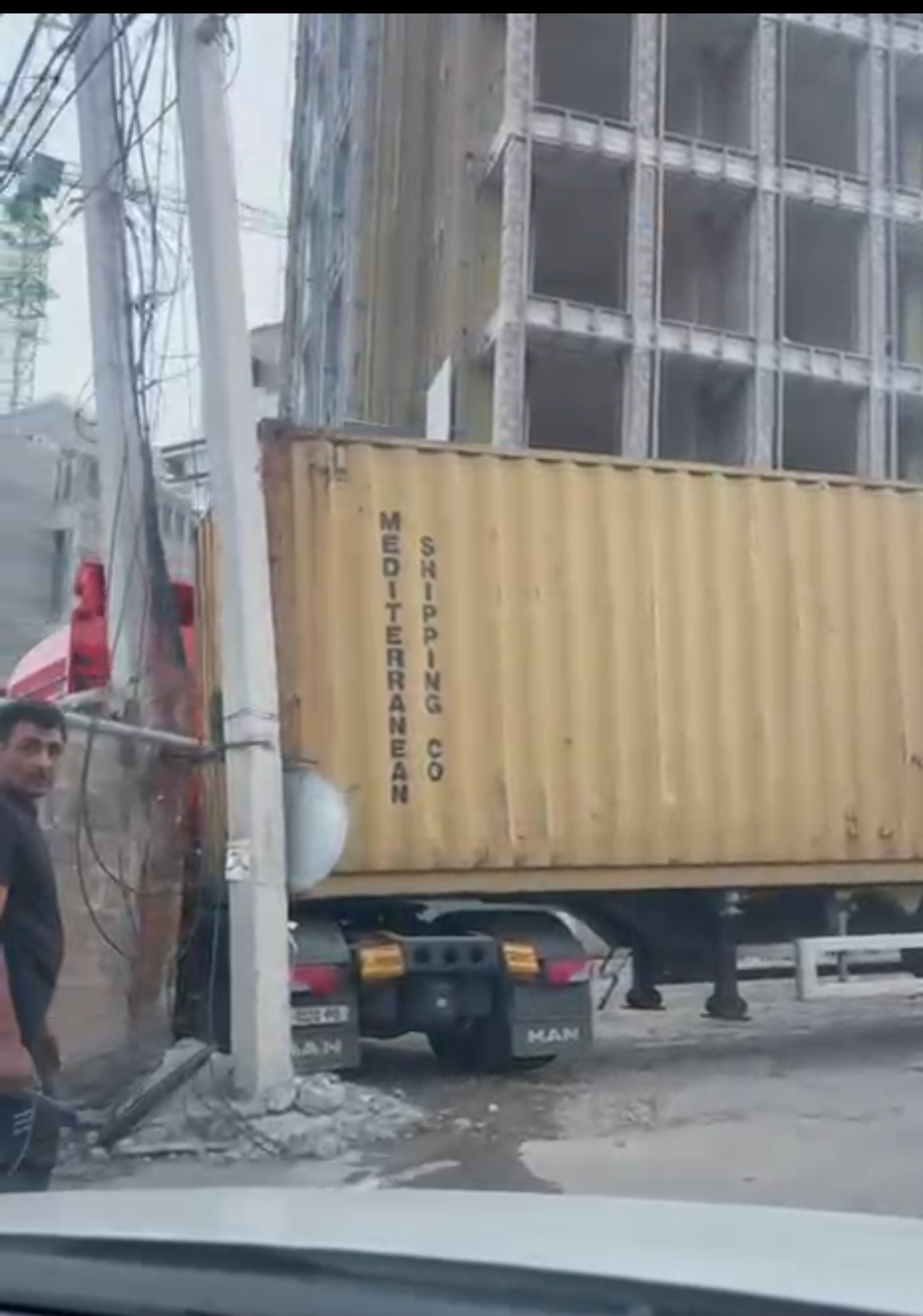 Iravunk.com | Վթար Ծարավ աղբյուր փողոցի վրա, տեսանյութ