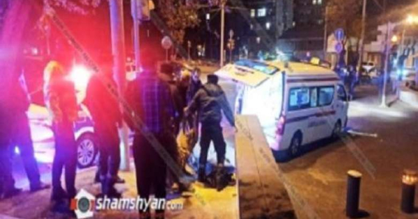 Iravunk.com | Կառավարական առանձնատան մոտ ինքնահրկիզված քաղաքացու վիճակը ծանր է